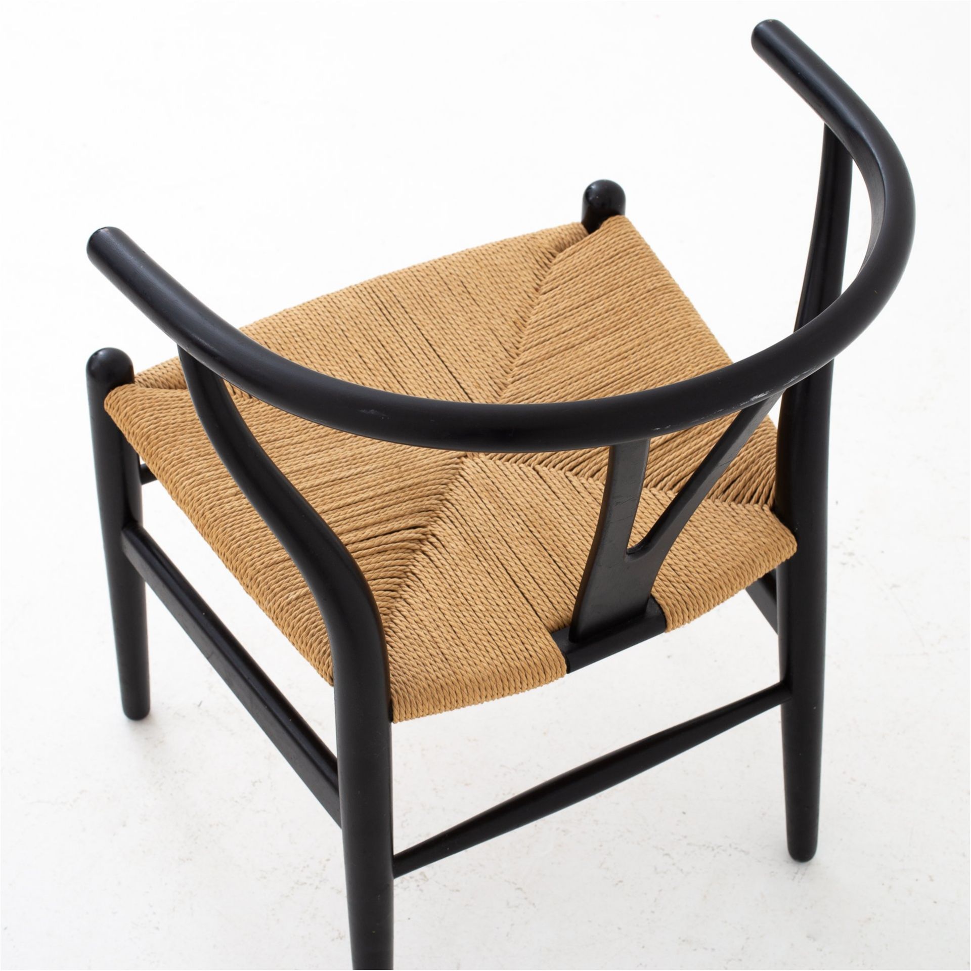 CH 24 - Wishbone chair