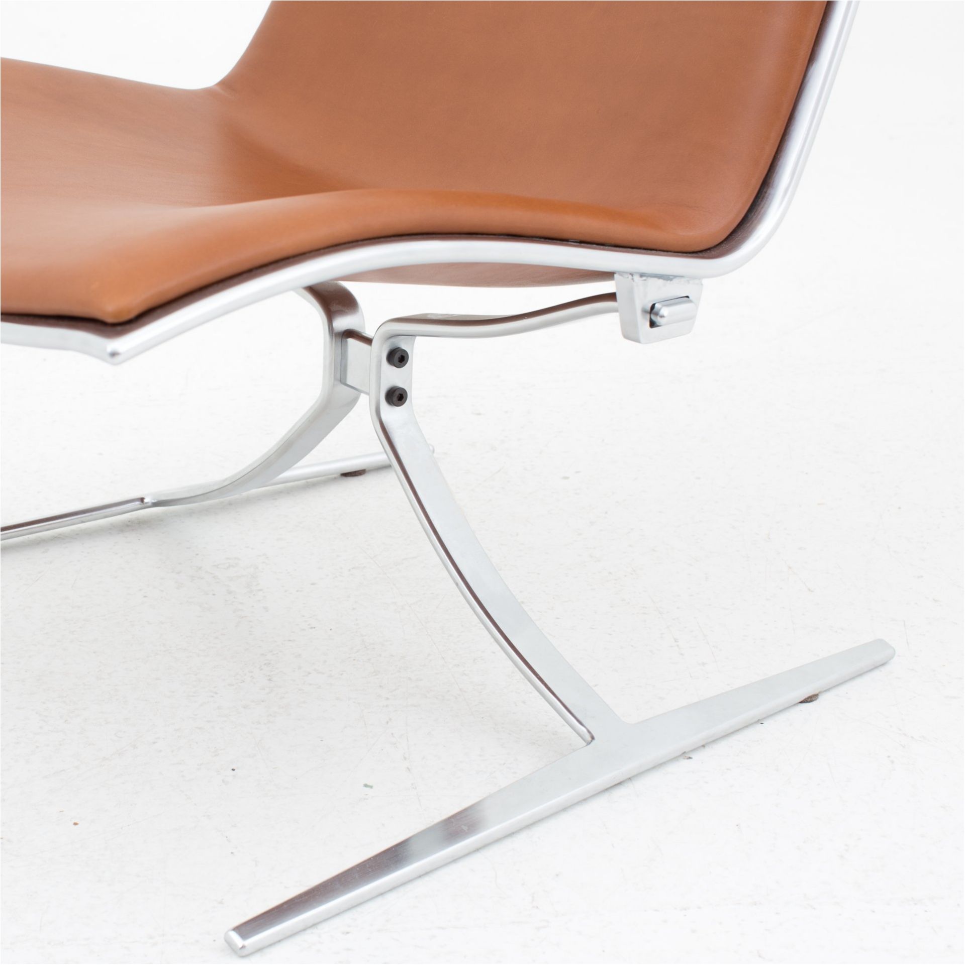 JK 710 - "Skater" lounge chair