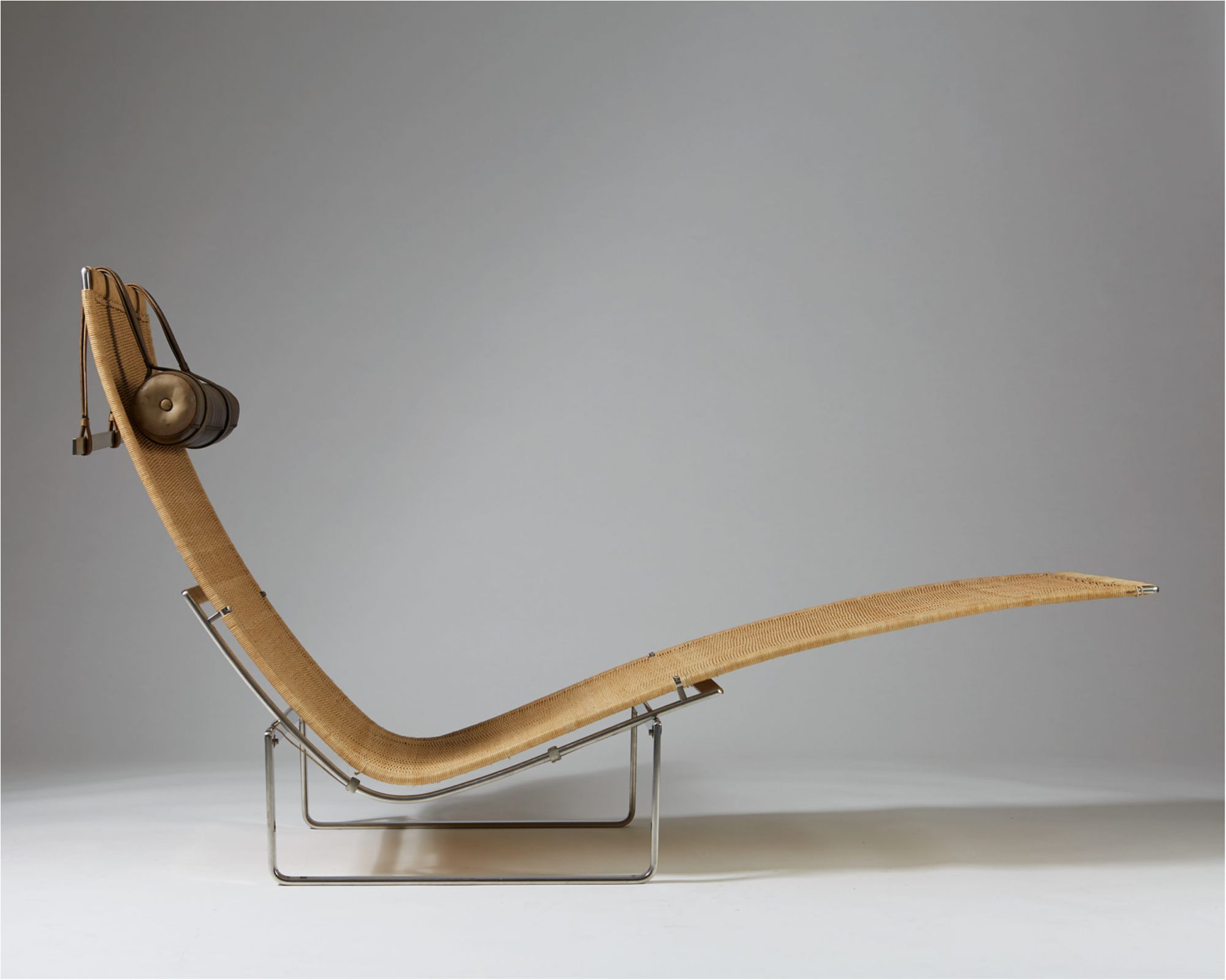 Chaise Longue PK24 designed by Poul Kjaerholm for E. Kold