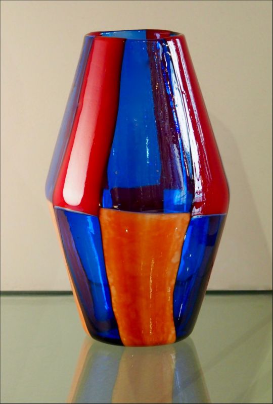 1950's. Venini. Fulvio Bianconi. Glass vase decorated with vertical red ...