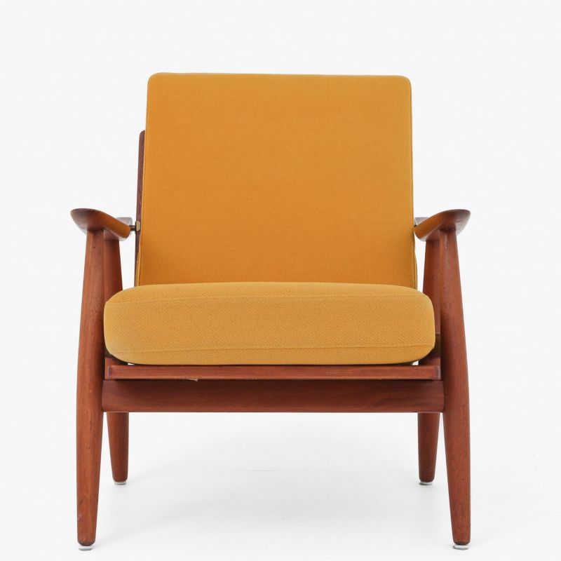 GE 270 - Easy chair in teak